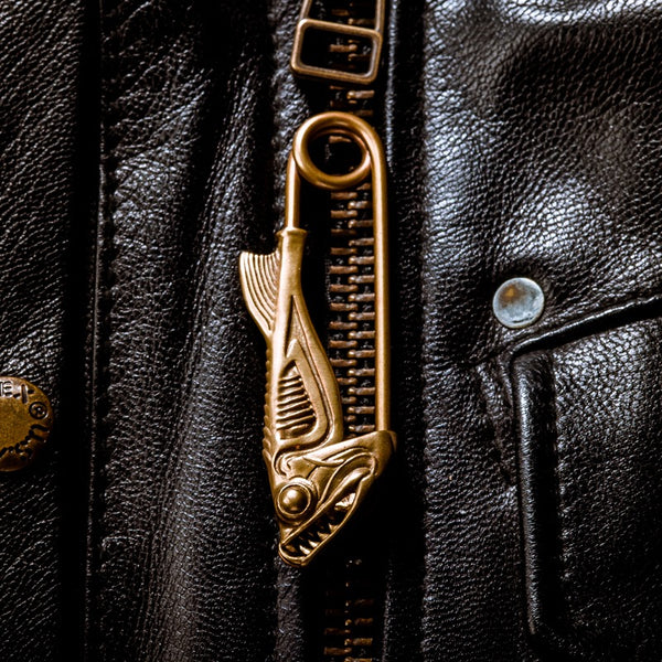 Cool Brass Fish Head Pin Badass PIn Piranha Gold PIn – iChainWallets