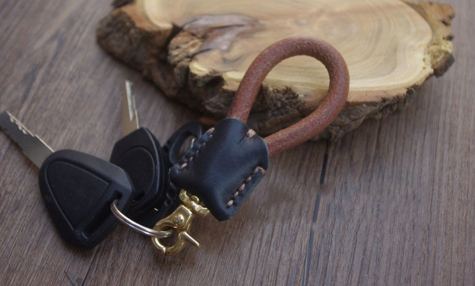 Handmade Leather Keychain Moto KeyChains Key Holders Leather Key Chain ...