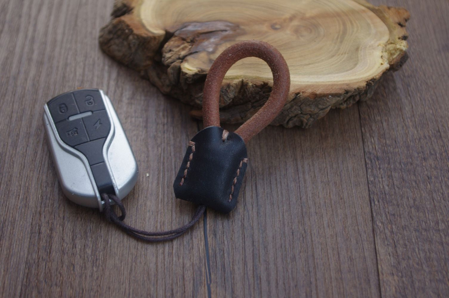 Handmade Leather Keychain Moto KeyChains Key Holders Leather Key Chain ...